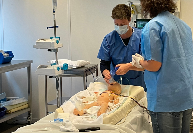 Formation renforcée à la réanimation avancée pédiatrique (FRAP- S ...